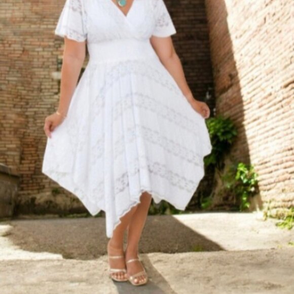 Rabbit Rabbit Rabbit | Dresses | Rabbit Rabbit 8 White Lace Flowy Short ...